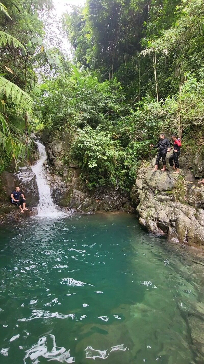 Curug Mariuk Bogor, Review Lengkap Tiket, Trekking dan Lokasi ...
