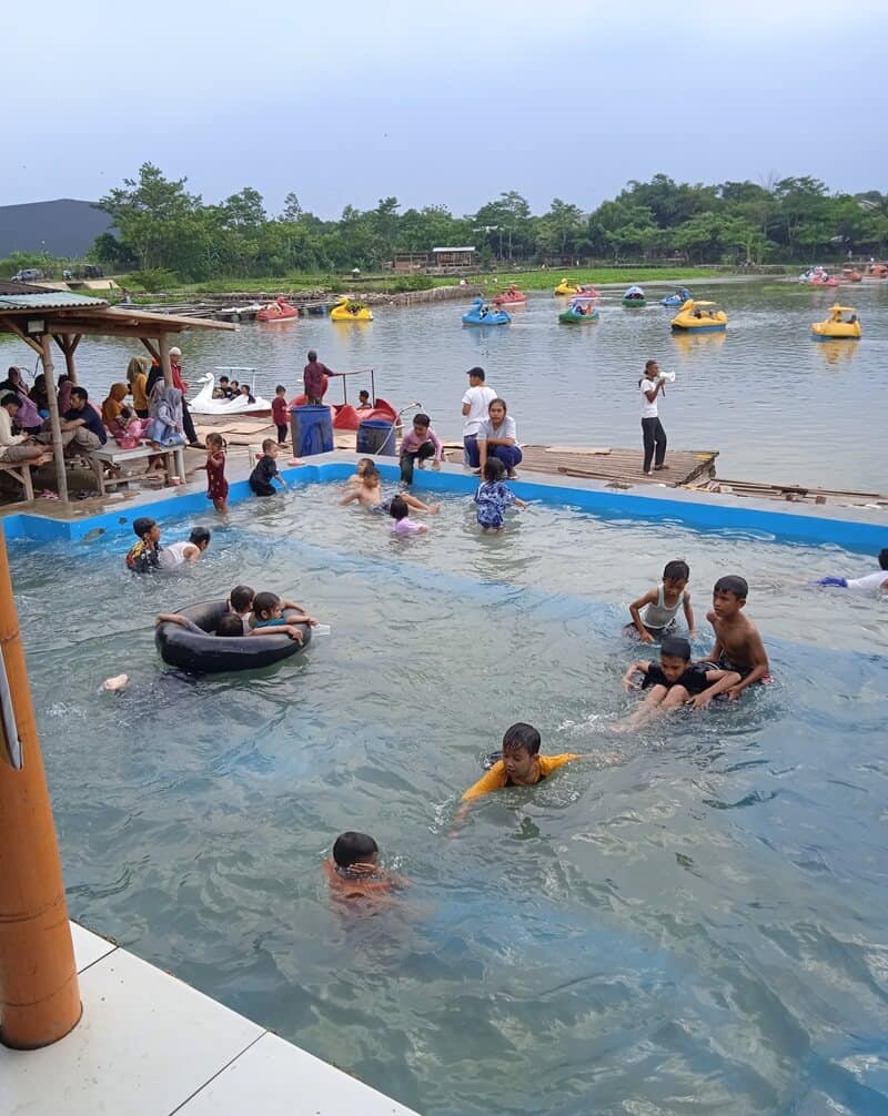Taman Limo Jatiwangi, Wisata Kuliner dan Wisata Alam di Cikarang Dalam ...