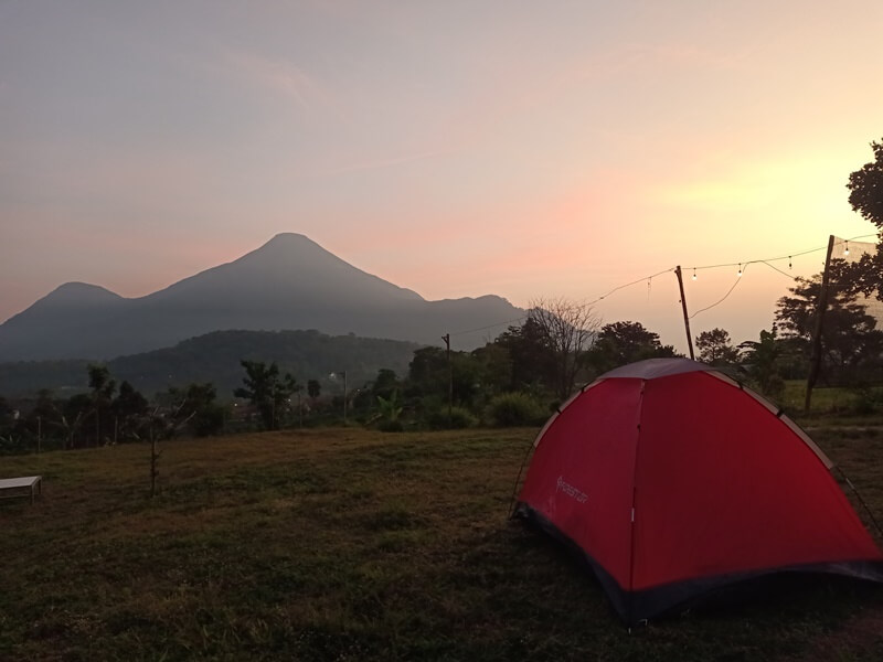Suwon Camp, Glamping Dan Prewed Keren Di Trawas Mojokerto ...