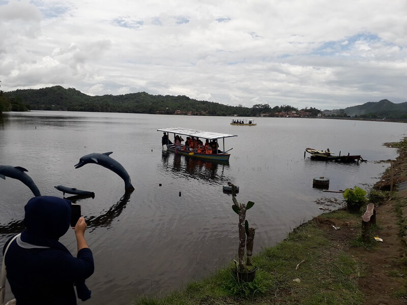 Waduk Penjalin, Healing Gratis dengan View Alam Fantastis – NativeIndonesia.com