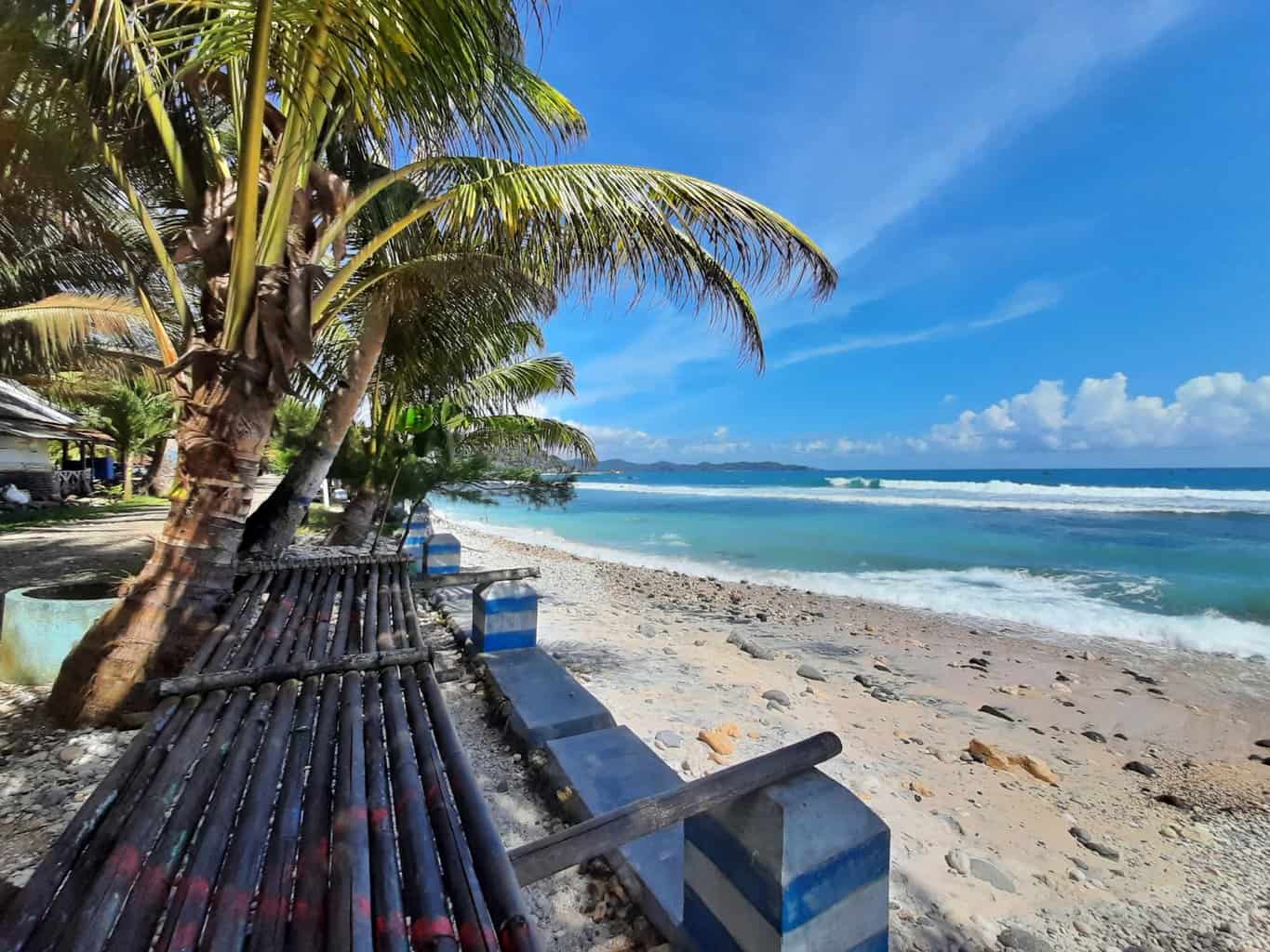 Pantai Pidakan Pacitan, Pantai Indah dengan Pesona Alami ...