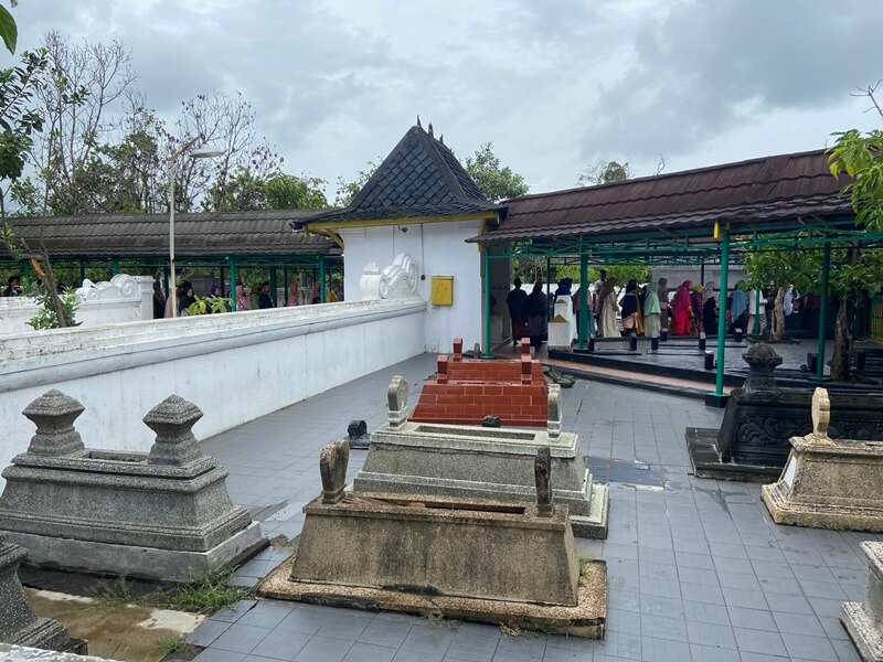 Makam Sunan Kalijaga, Wisata Religi Di Kota Demak – NativeIndonesia.com