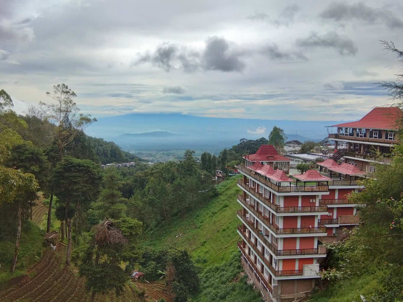 Mbah Djoe Resort Magetan, Tempat Liburan Keluarga dengan Paket Wisata ...
