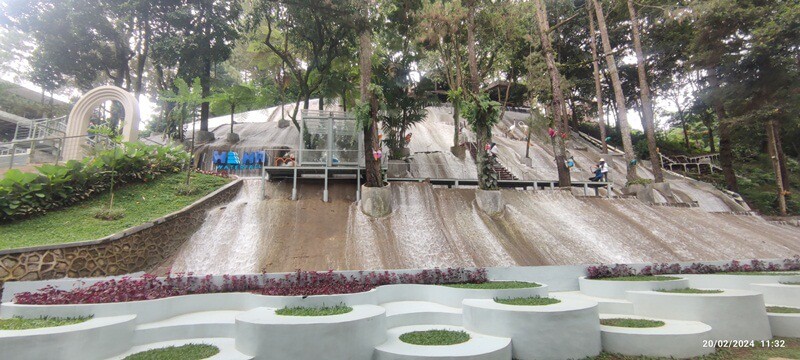 Heha Waterfall Bogor, Wisata Terbaru Yang Kekinian dan Keren Banget ...