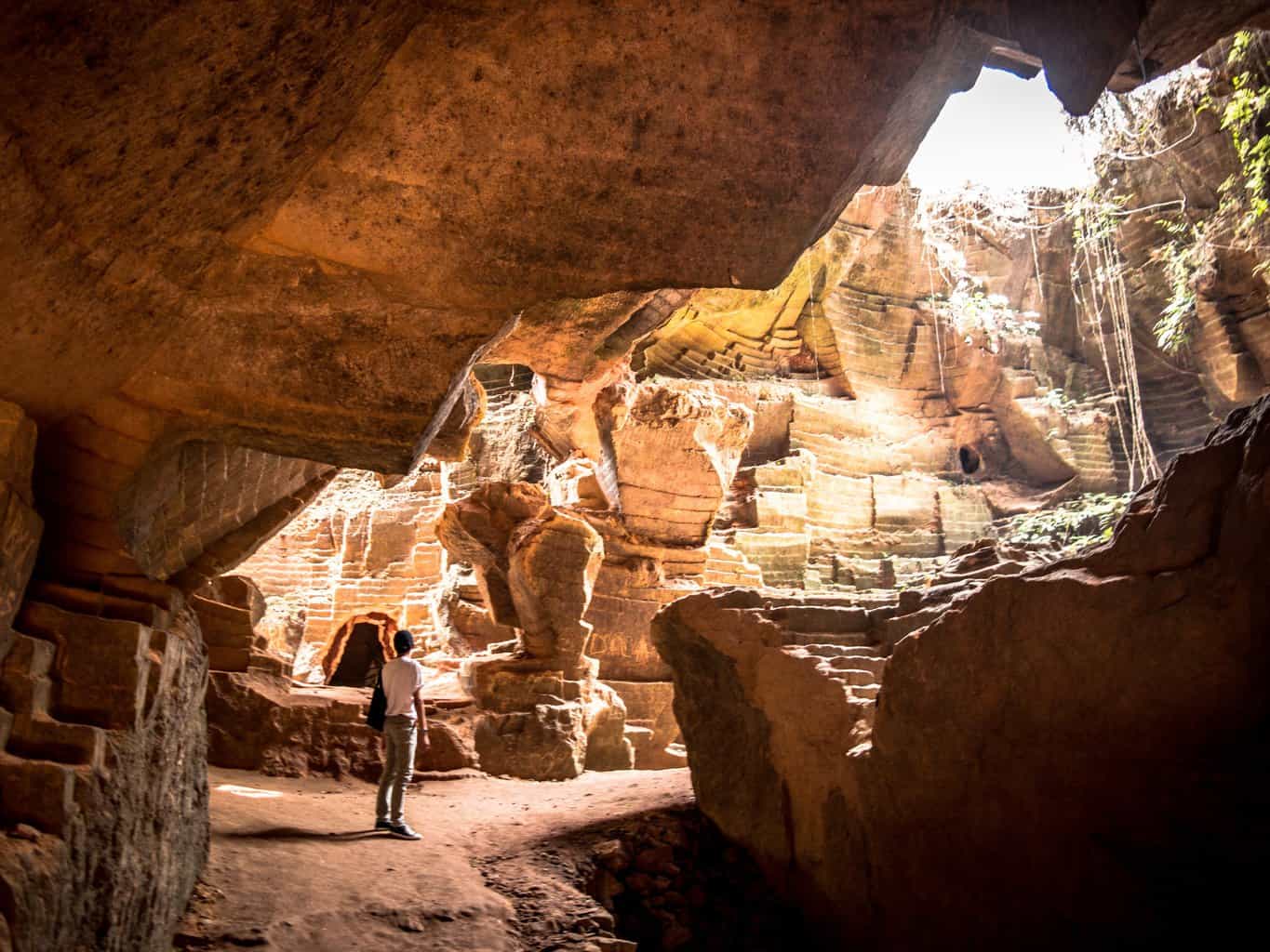 Bukit Arosbaya, Wisata Bukit Kapur Eksotis di Bangkalan Madura ...