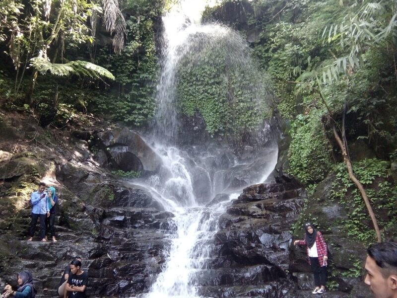 Curug Cisurian, Mengunjungi Curug Di Buper Ipukan Kuningan ...