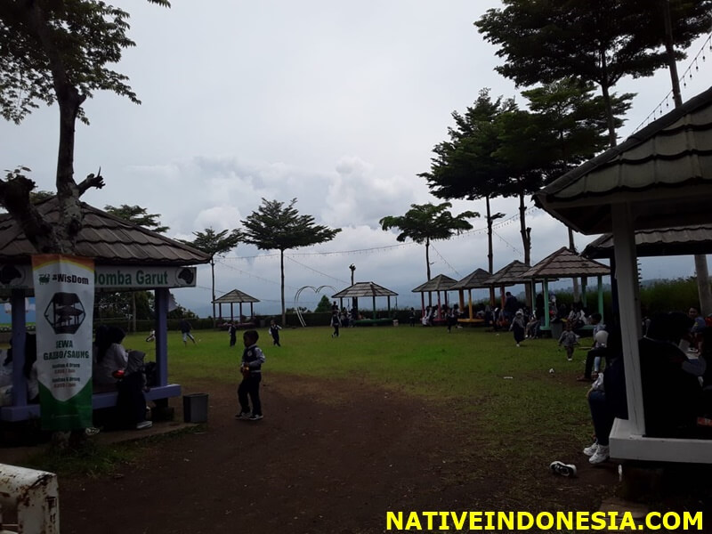 De Wisdom Garut, Tempat Wisata Keluarga Yang Hits Dan Instagramable ...