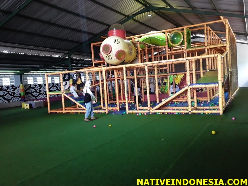 De Wisdom Garut, Tempat Wisata Keluarga Yang Hits Dan Instagramable ...