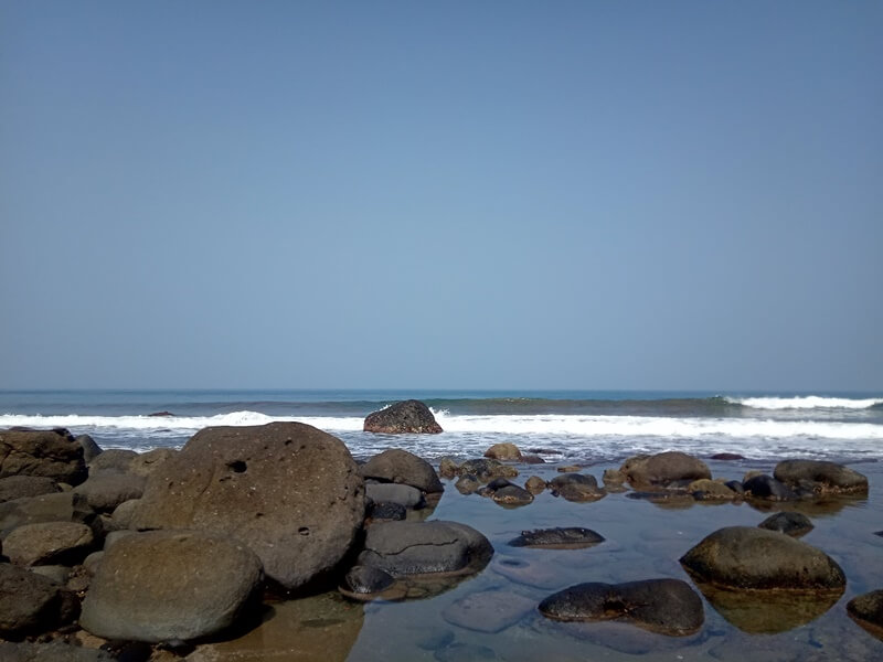 Pantai Cimaja, Spot Surfing Terbaik di Sukabumi – NativeIndonesia.com