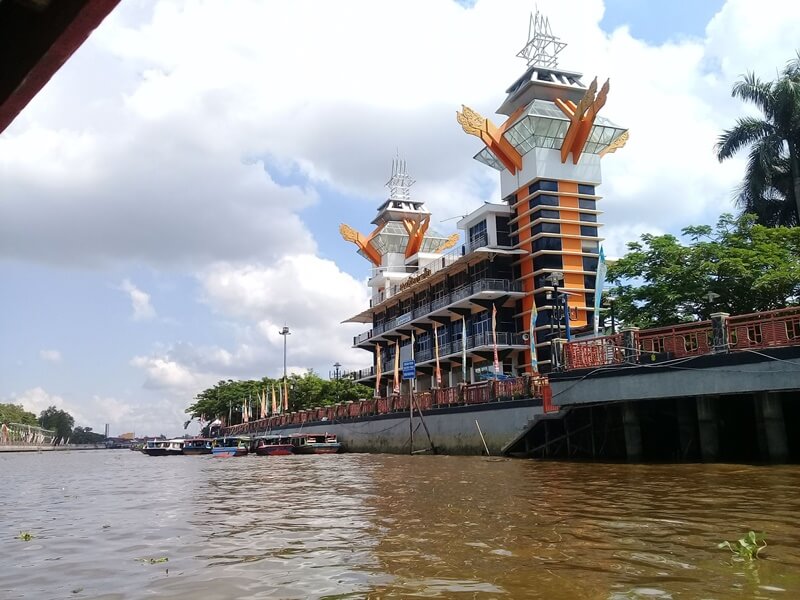 5 Tempat Wisata Di Banjarmasin, Wisata Sungai, Citarasa Pantai